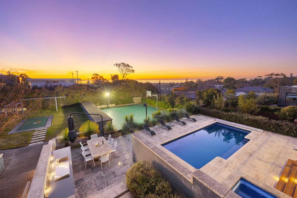 House ∙ 4 Bedrooms ∙ 10 Guests - Mount Martha