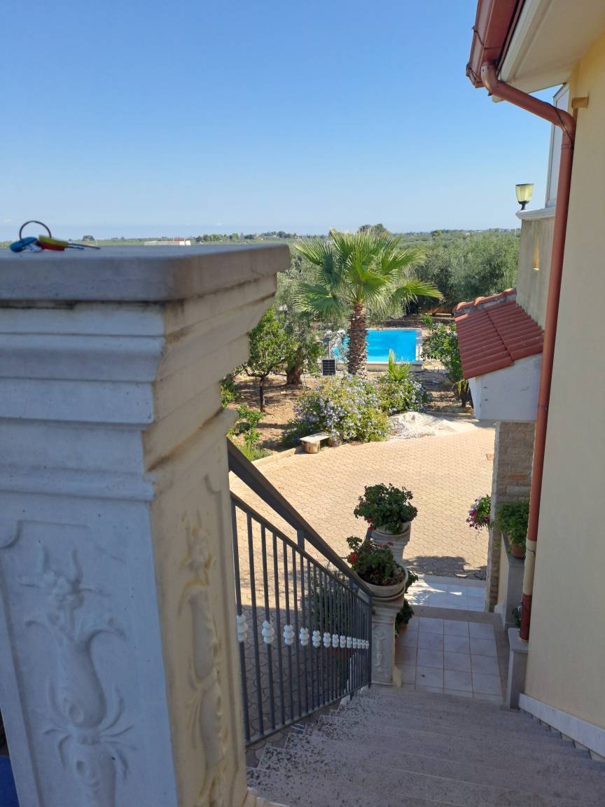 80 M² Appartamento Vacanza ∙ 2 Camere Da Letto ∙ 11 Ospiti - Andria