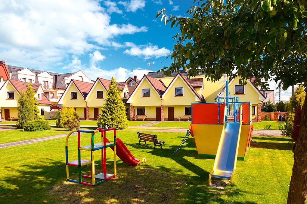 40 M² Huis ∙ 2 Slaapkamers ∙ 6 Gasten - Łeba