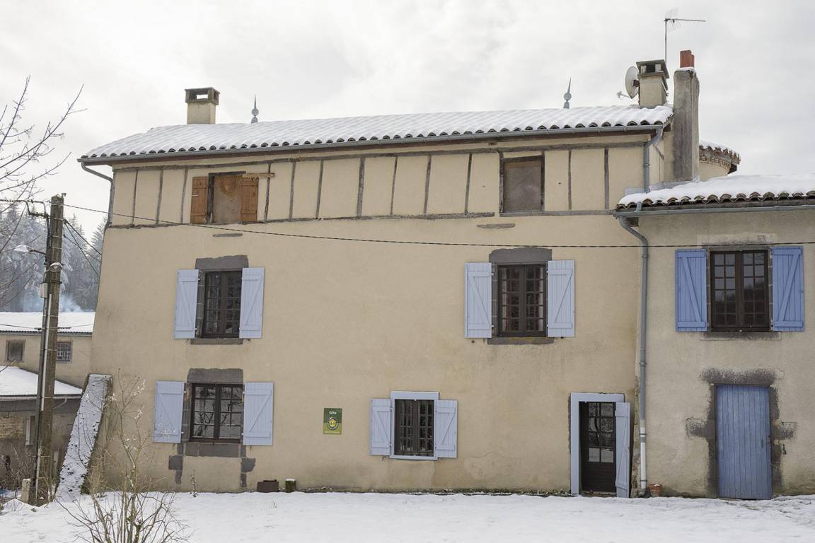 90 M² Gîte ∙ 2 Chambres ∙ 5 Personnes - Thiers