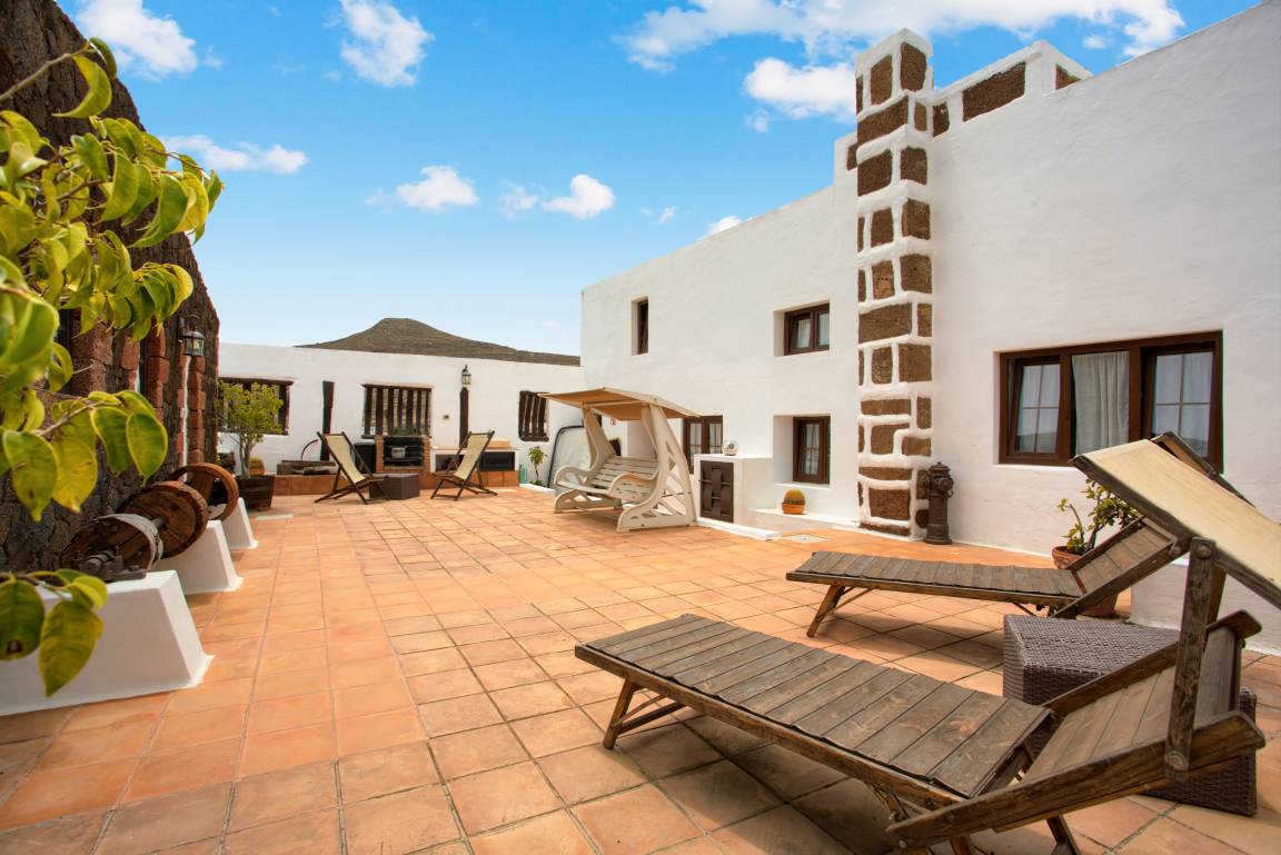 290 M² Villa ∙ 6 Camere Da Letto ∙ 16 Ospiti - La Graciosa