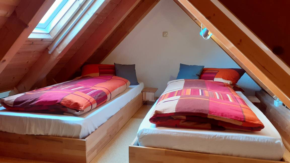 60 M² Ferienwohnung ∙ 1 Schlafzimmer ∙ 2 Gäste - Marktredwitz