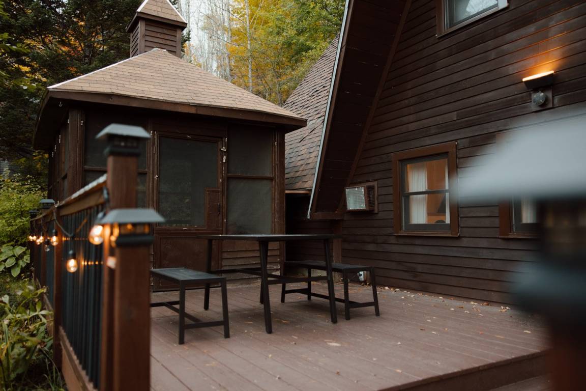 Cabin ∙ 2 Bedrooms ∙ 4 Guests - Bethlehem, NH