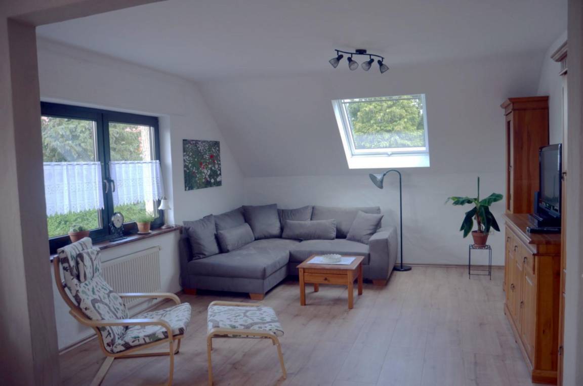 90 M² Ferienwohnung ∙ 2 Schlafzimmer ∙ 4 Gäste - Weiskirchen