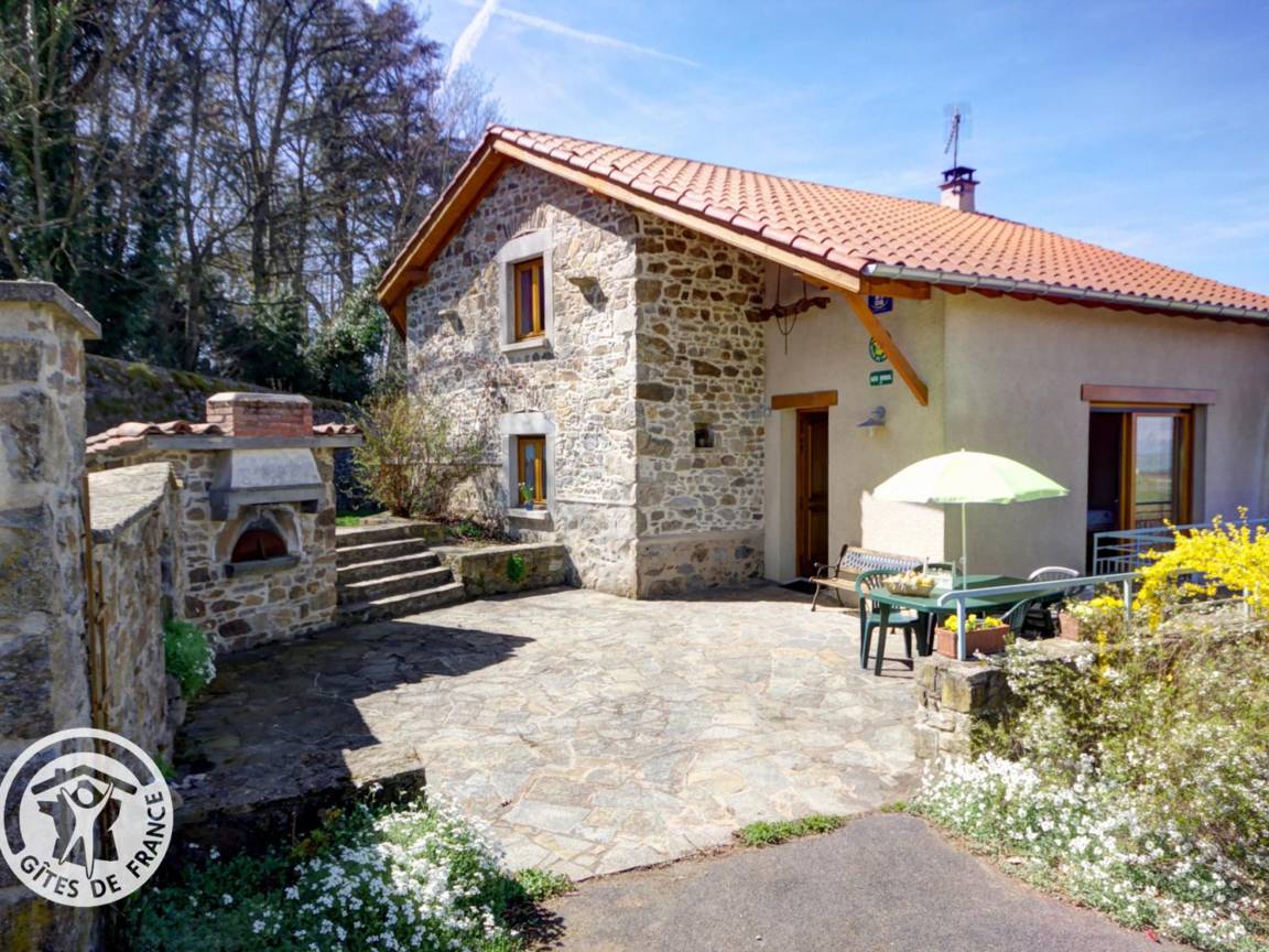120 M² Cottage ∙ 2 Bedrooms ∙ 5 Guests - Loire