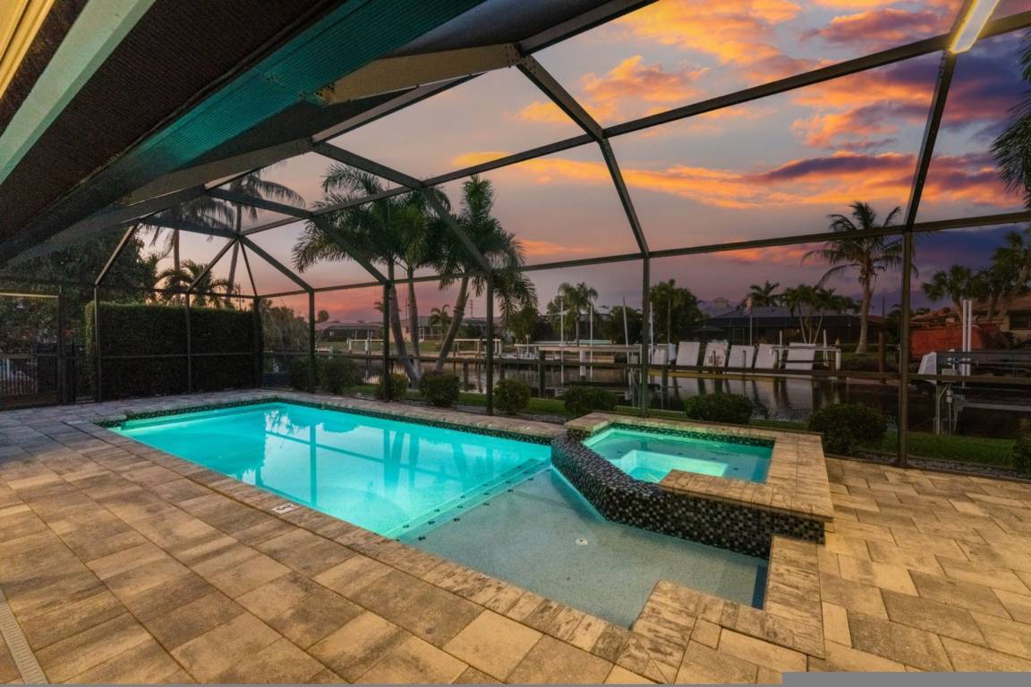 180 M² Apartment ∙ 3 Bedrooms ∙ 9 Guests - Punta Gorda, FL