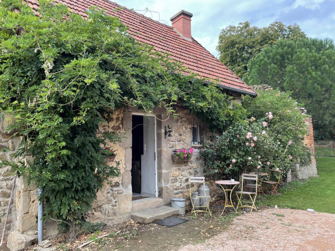 60 M² Casa Rural ∙ 2 Habitaciones ∙ 4 Huéspedes - Néris-les-Bains