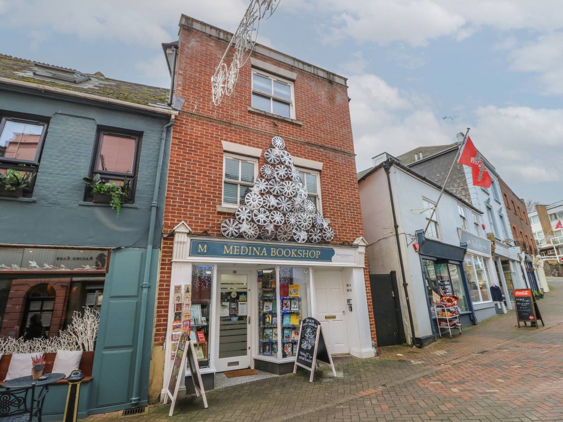 Cottage ∙ 2 Bedrooms ∙ 3 Guests - Fareham