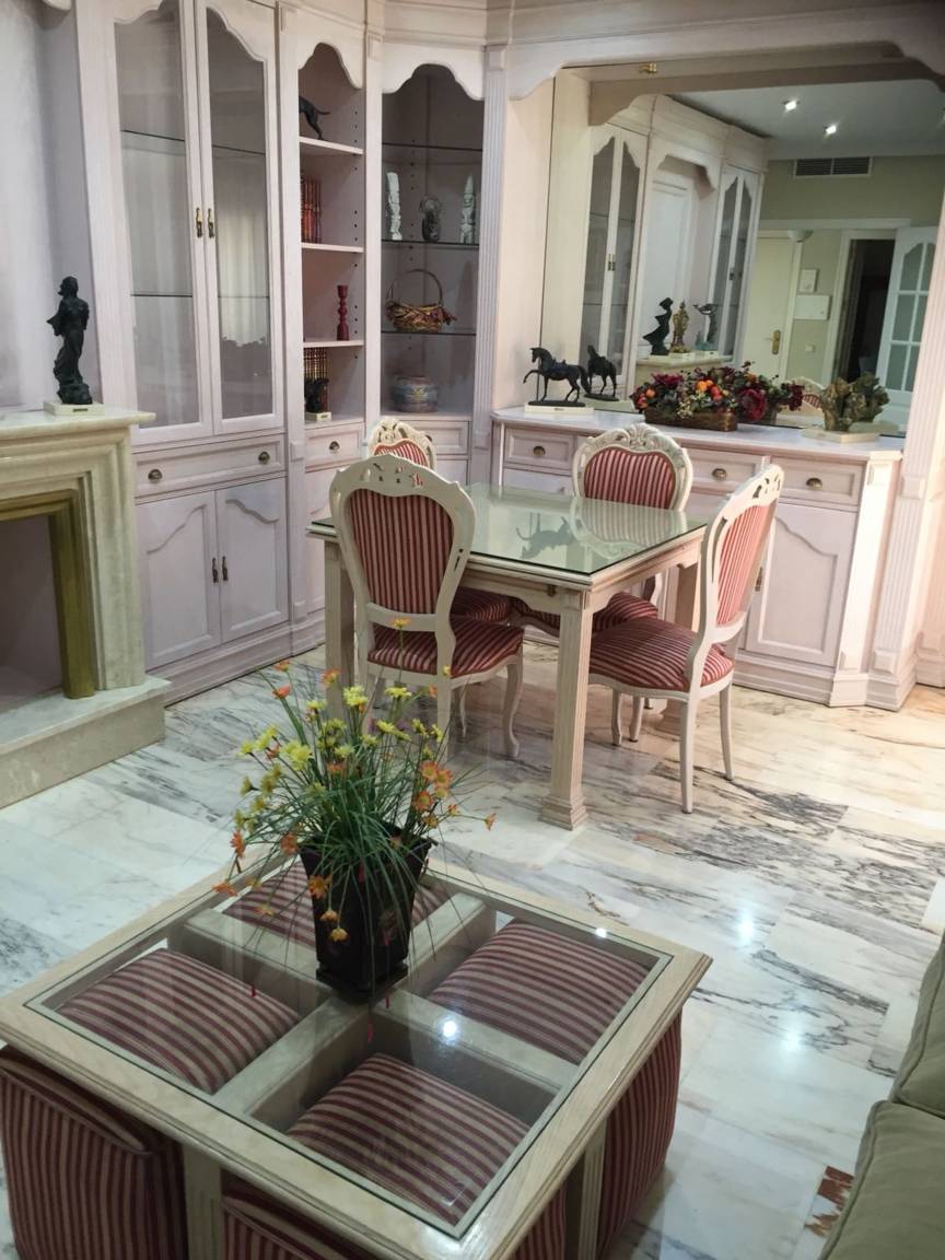 110 M² Apartment ∙ 5 Bedrooms ∙ 10 Guests - Córdoba
