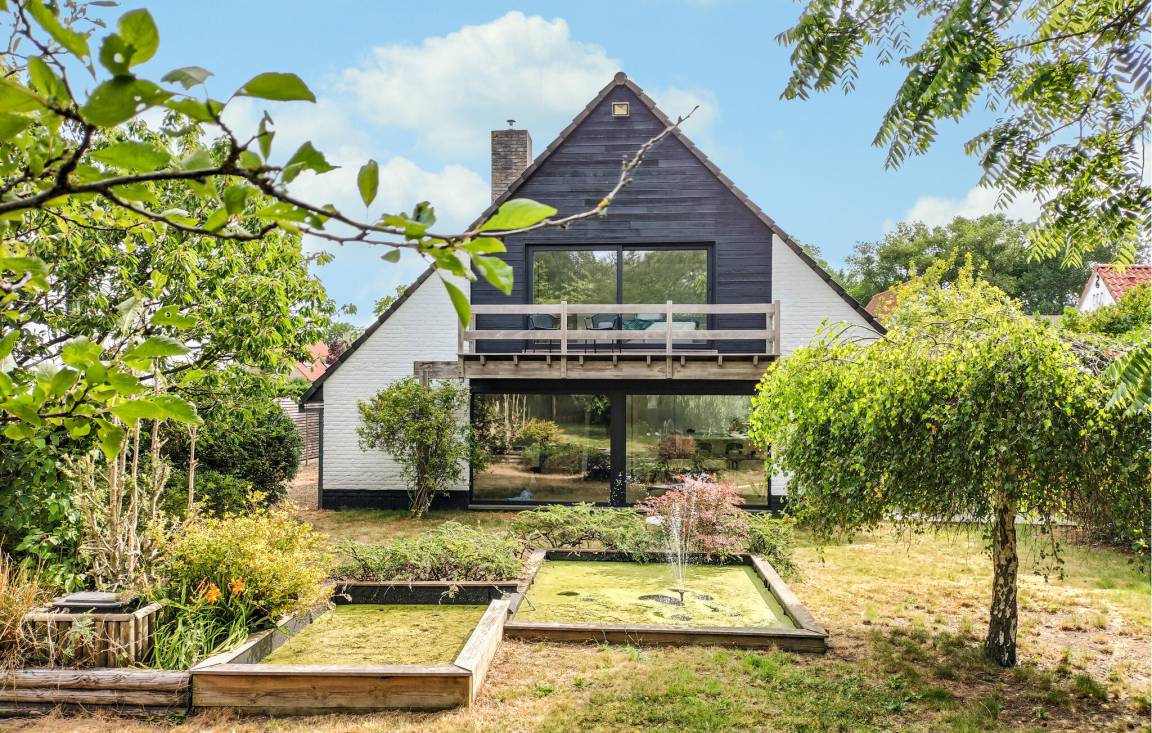 204 M² Ferienhaus ∙ 4 Schlafzimmer ∙ 8 Gäste - De Panne