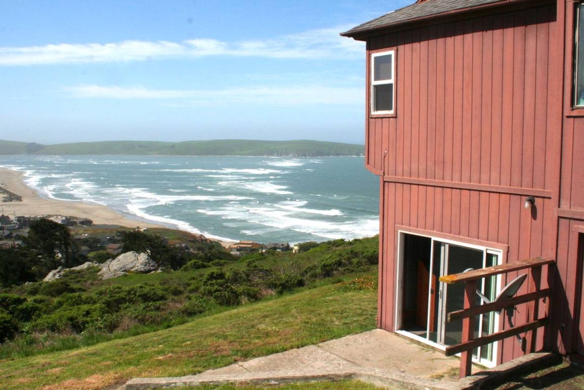 House ∙ 2 Bedrooms ∙ 6 Guests - Dillon Beach, CA