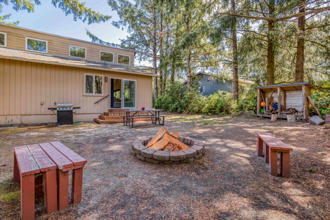 126 M² House ∙ 2 Bedrooms ∙ 6 Guests - Rockaway Beach, OR