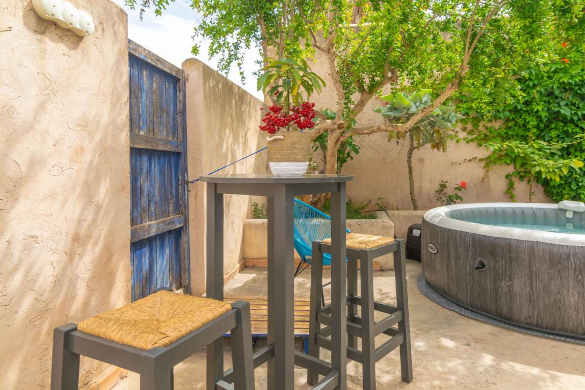 140 M² Chalet ∙ 3 Bedrooms ∙ 6 Guests - Petra