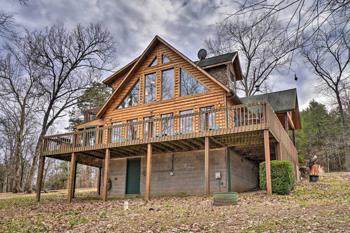198 M² House ∙ 2 Bedrooms ∙ 6 Guests - Promised Land Zoo, Eagle Rock