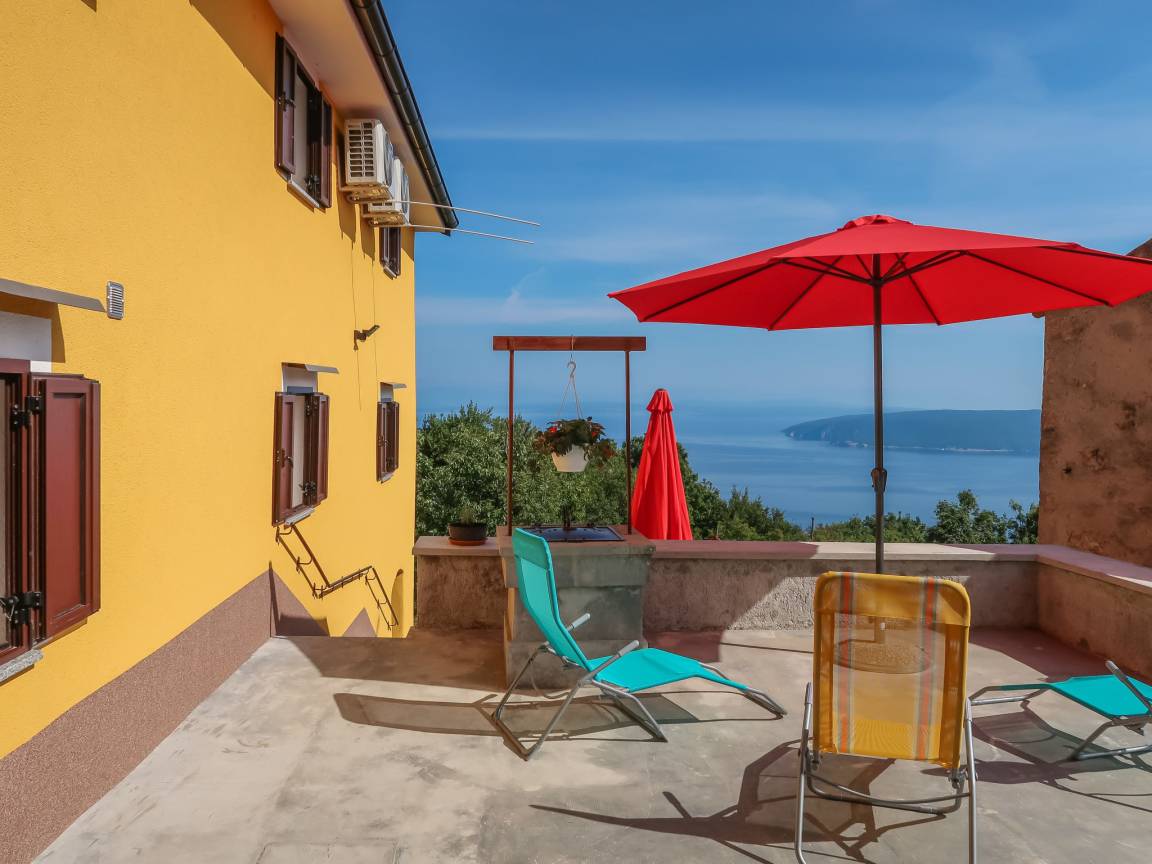 70 M² Huis ∙ 3 Slaapkamers ∙ 6 Gasten - Mošćenička Draga