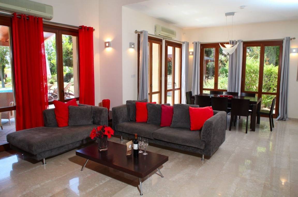 200 M² Villa ∙ 3 Bedrooms ∙ 6 Guests - Куклиа