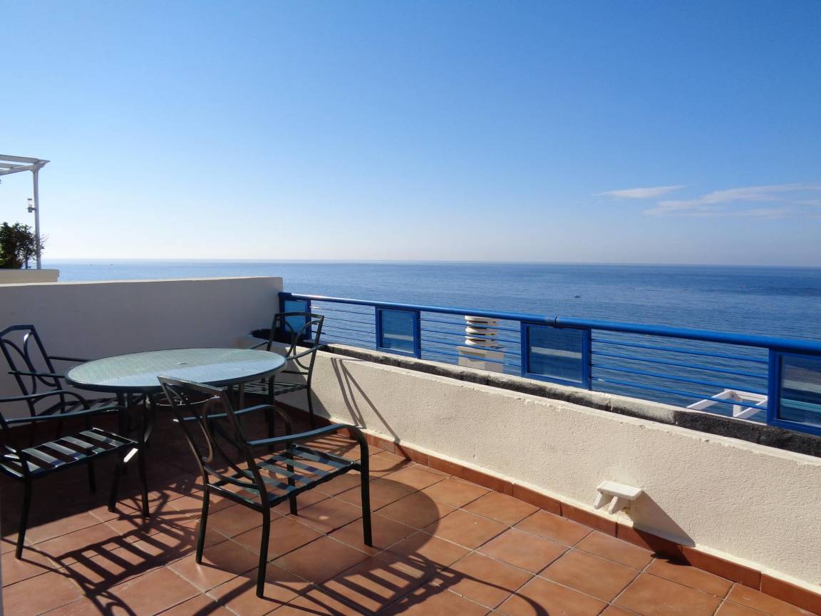 137 M² Apartment ∙ 4 Bedrooms ∙ 8 Guests - Marbella