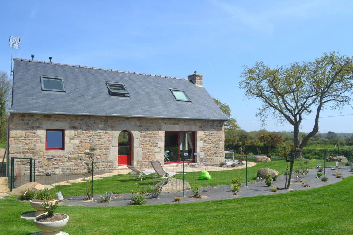 74 M² Gîte ∙ 3 Chambres ∙ 5 Personnes - Trébeurden