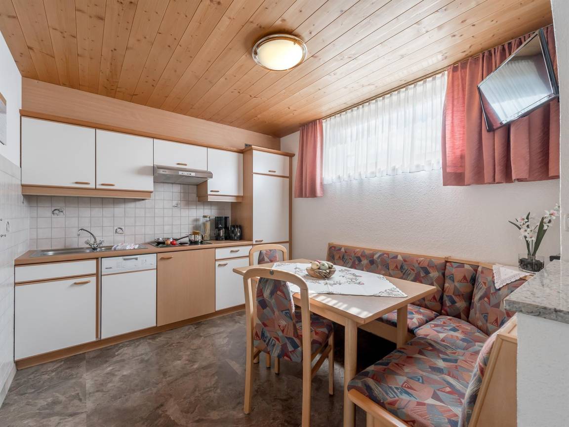16 M² Hotel ∙ 1 Bedroom ∙ 2 Guests - Mandarfen