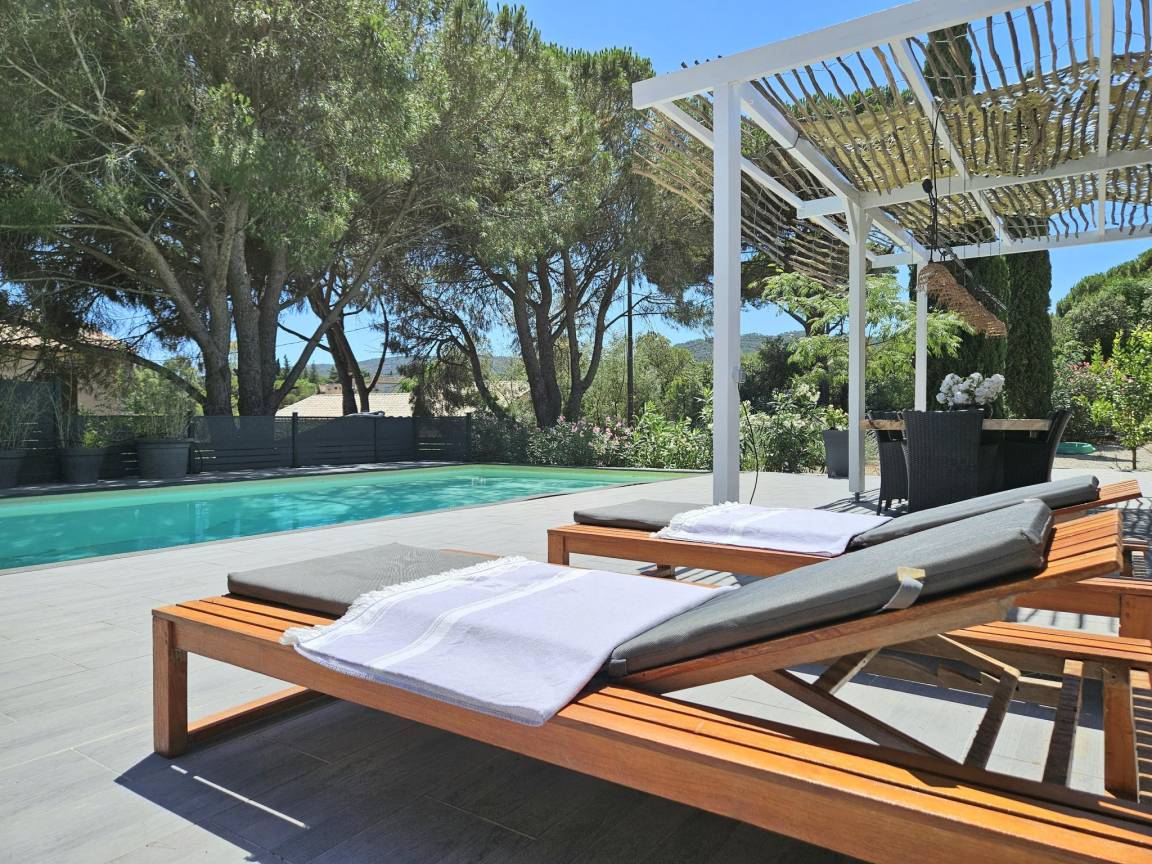 240 M² Ferienhaus ∙ 4 Schlafzimmer ∙ 8 Gäste - La Garde-Freinet
