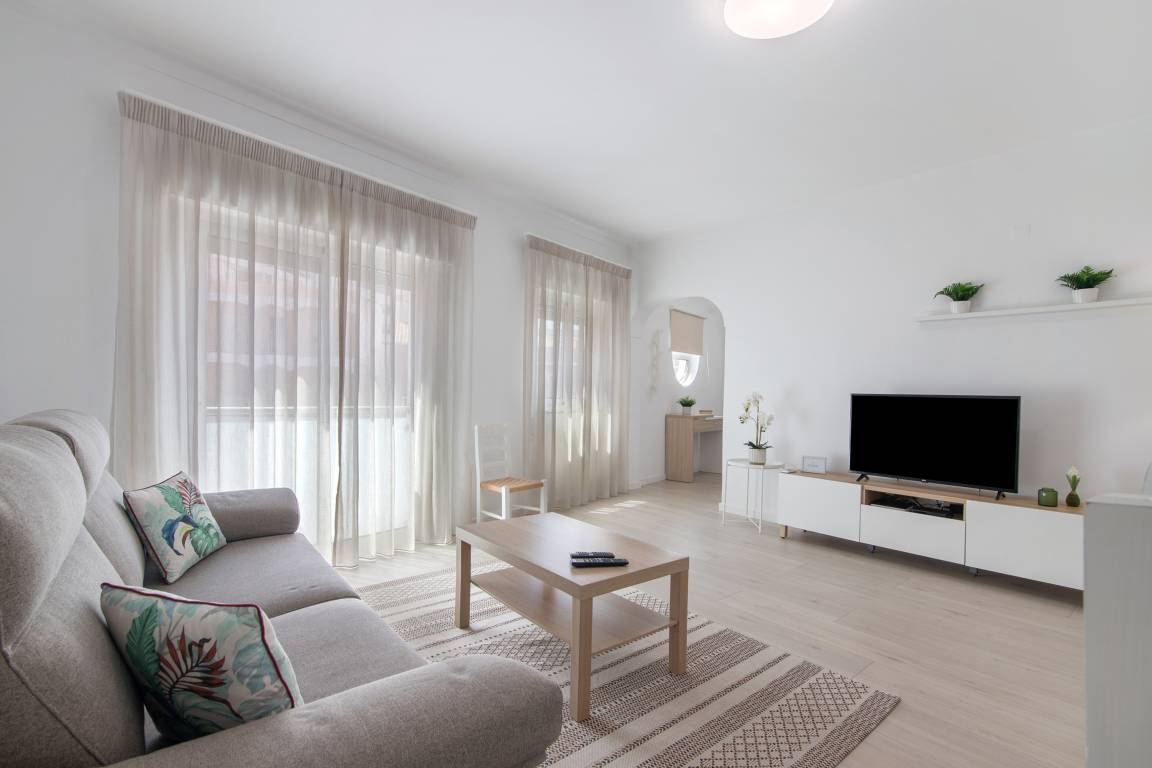 110 M² Apartamento ∙ 2 Habitaciones ∙ 6 Huéspedes - Quarteira