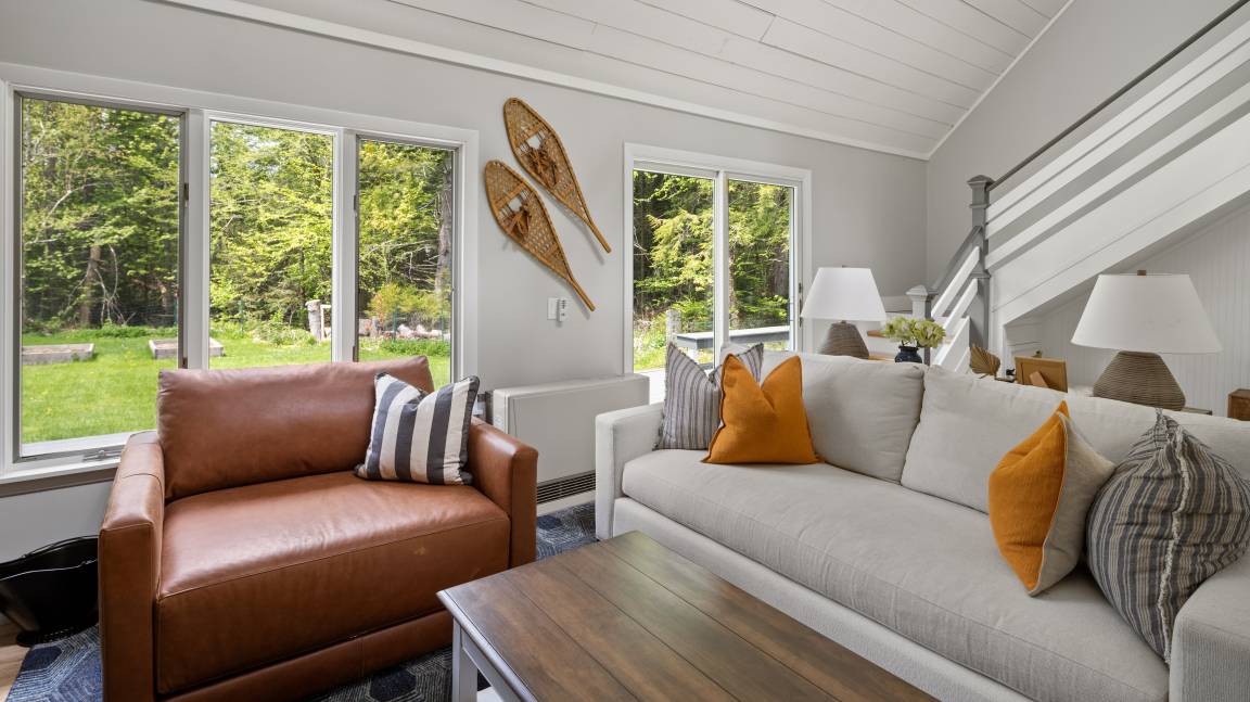 Cabin ∙ 3 Bedrooms ∙ 6 Guests - Braintree, VT