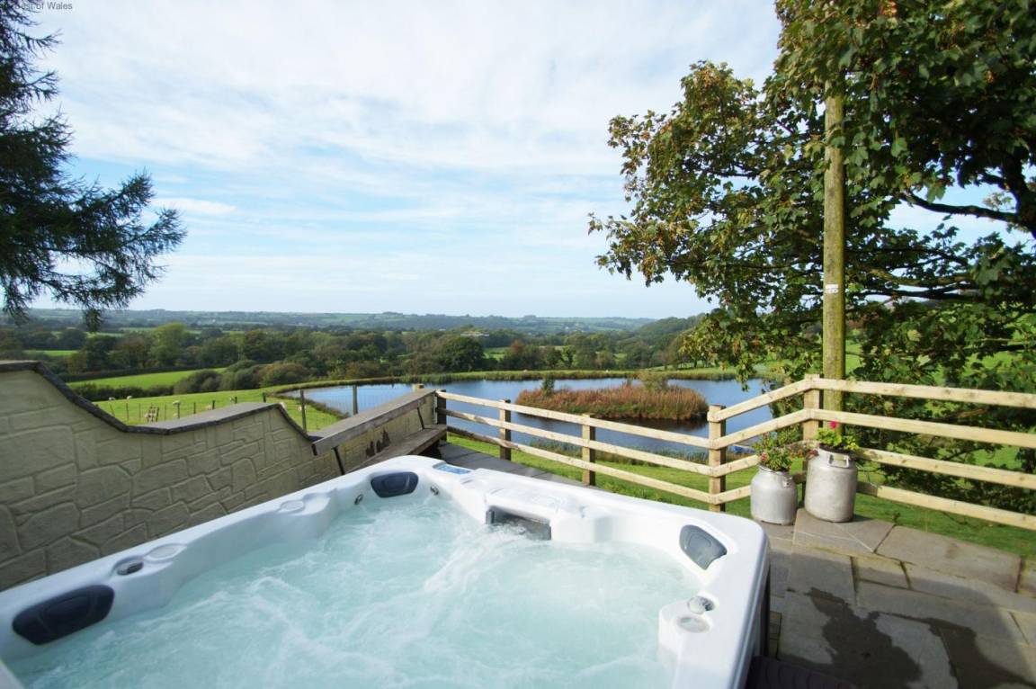 Cottage ∙ 2 Bedrooms ∙ 4 Guests - New Quay