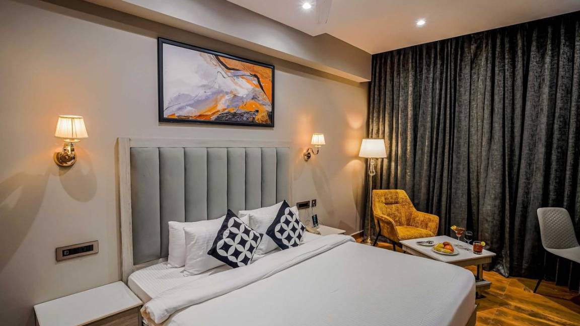 31 M² House ∙ 1 Bedroom ∙ 2 Guests - Sahibzada Ajit Singh Nagar