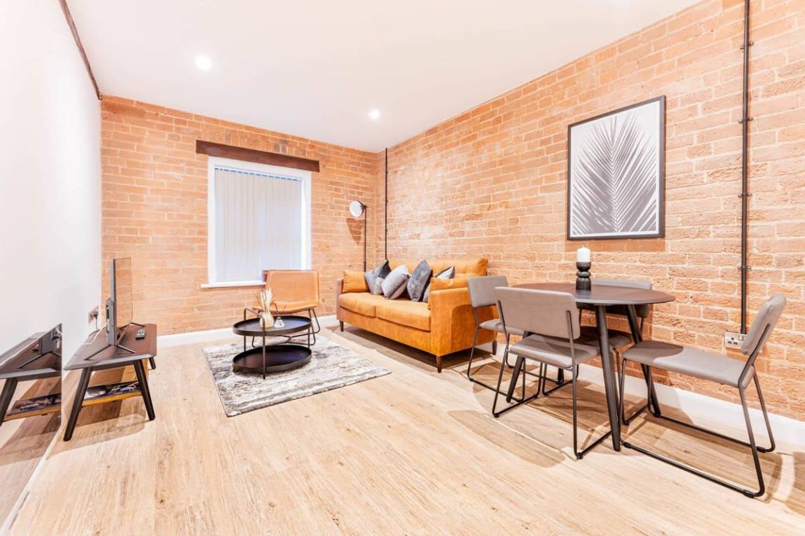 74 M² Apartment ∙ 2 Bedrooms ∙ 4 Guests - Derby, UK