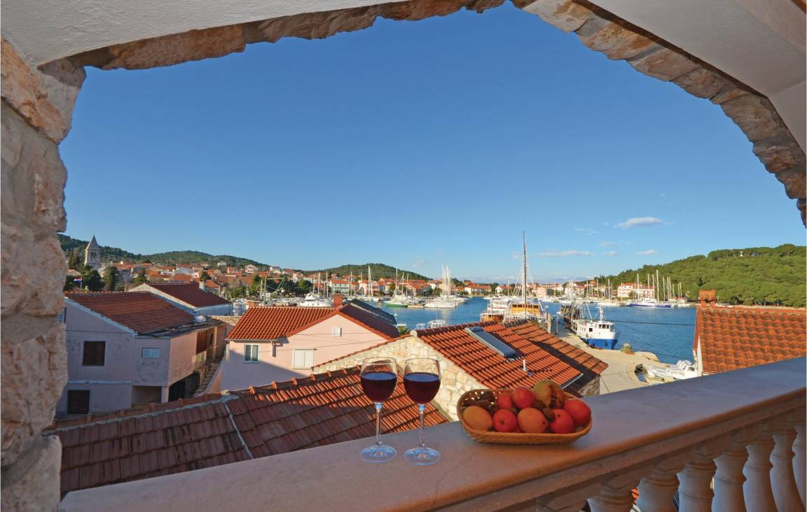 104 M² Ferienhaus ∙ 3 Schlafzimmer ∙ 6 Gäste - Dugi Otok