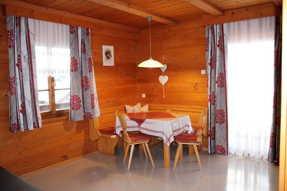 38 M² Appartement ∙ 1 Slaapkamer ∙ 4 Gasten - Obertilliach