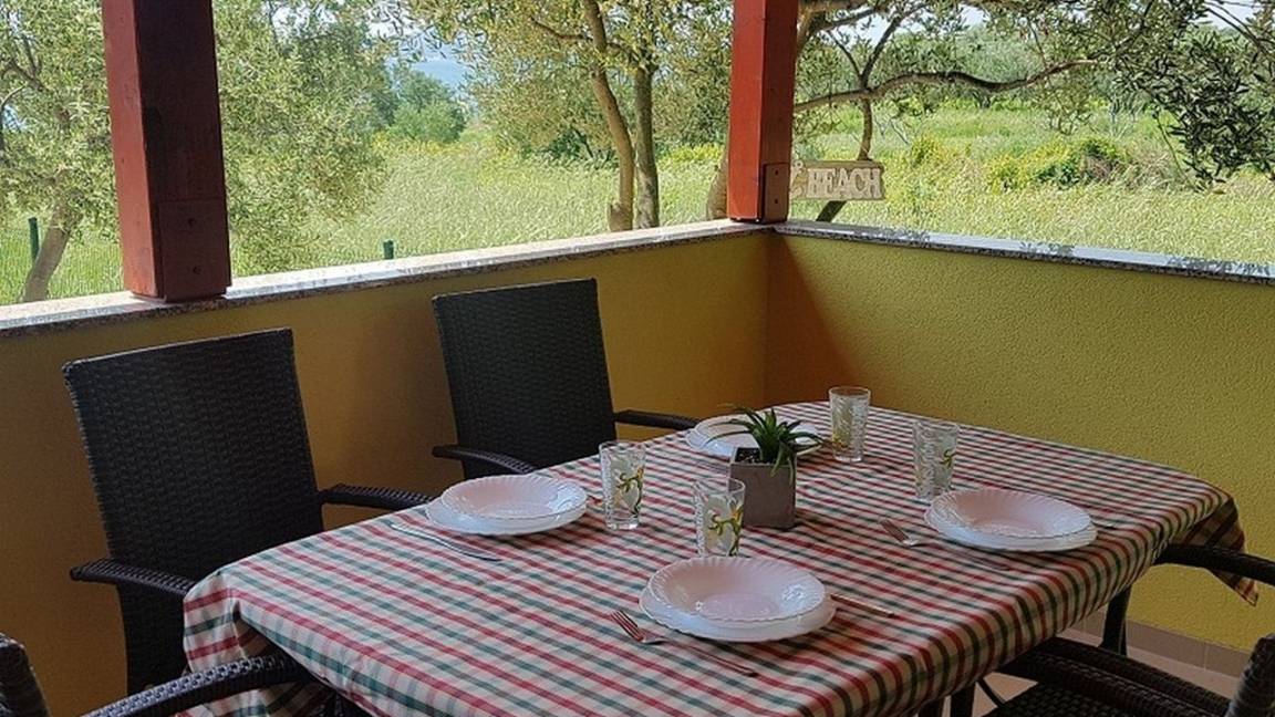 20 M² Hotel ∙ 1 Schlafzimmer ∙ 3 Gäste - Murter