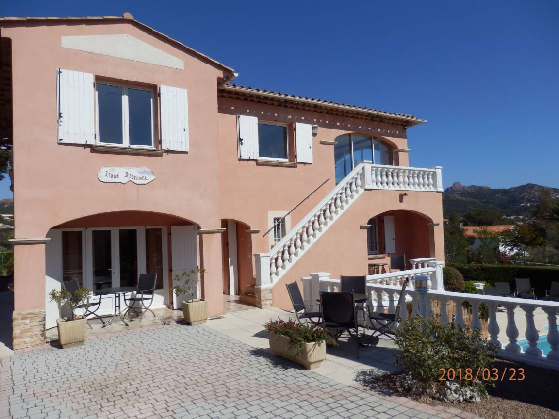 30 M² Appartement ∙ 1 Chambre ∙ 2 Personnes - Cap Estérel