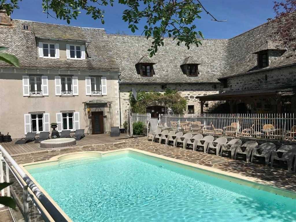 30 M² Camping-unterkunft ∙ 4 Gäste - Aveyron