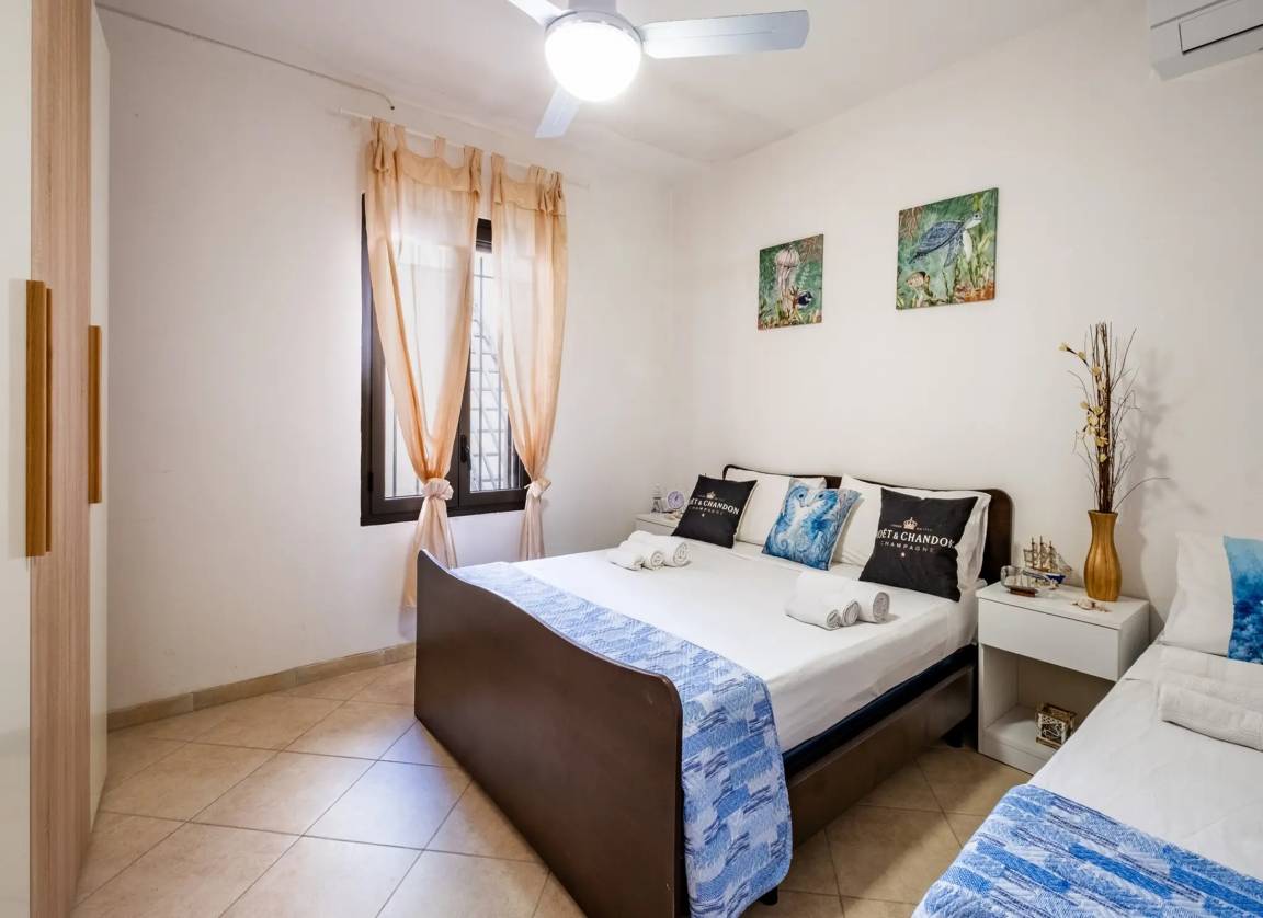 100 M² House ∙ 3 Bedrooms ∙ 8 Guests - Porto Cesareo