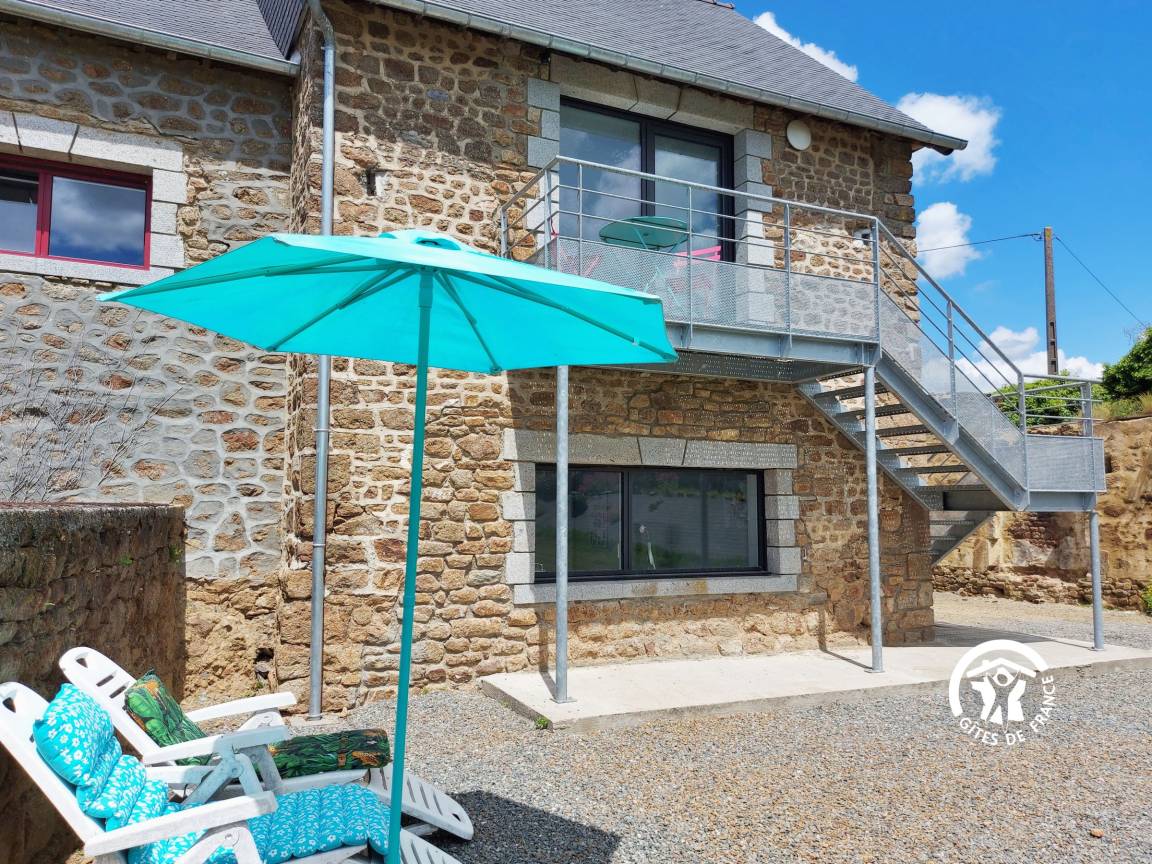 55 M² Cottage ∙ 2 Bedrooms ∙ 4 Guests - Mayenne