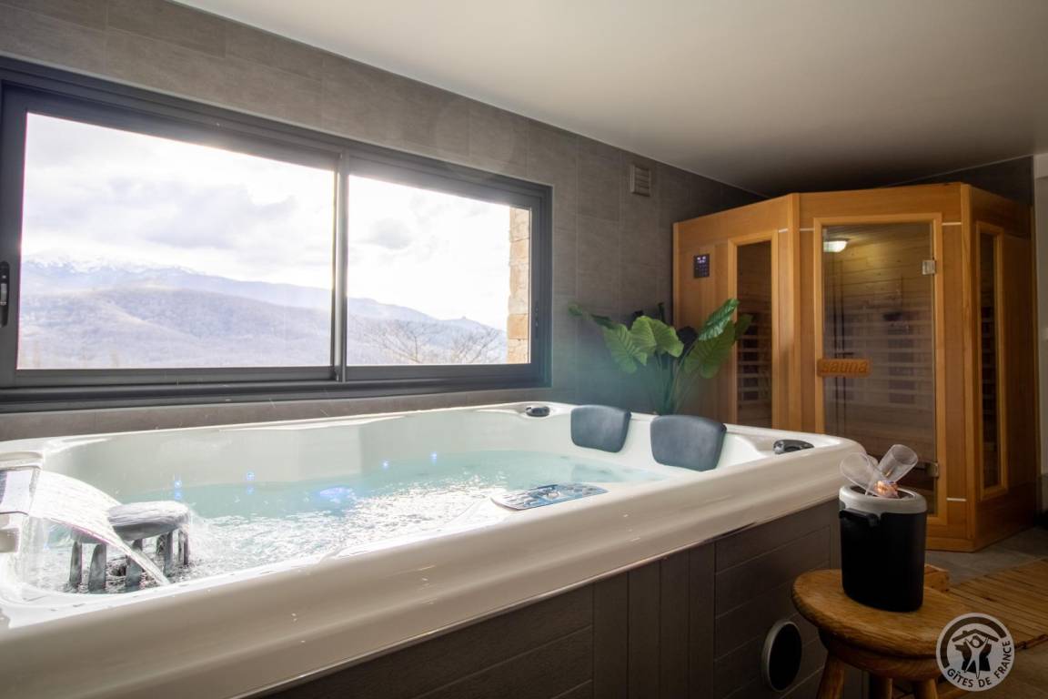 60 M² Gîte ∙ 2 Chambres ∙ 4 Personnes - Ariège