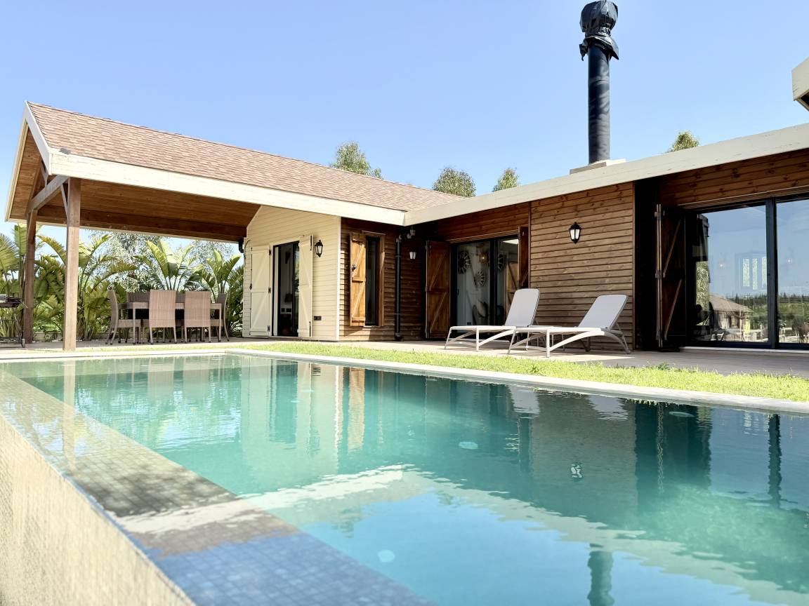 250 M² Casa Rural ∙ 4 Habitaciones ∙ 8 Huéspedes - Túnez