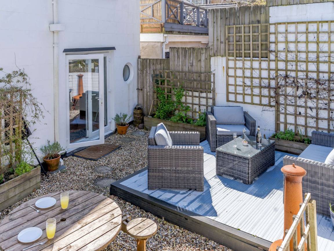 Cottage ∙ 4 Bedrooms ∙ 8 Guests - Carmarthenshire