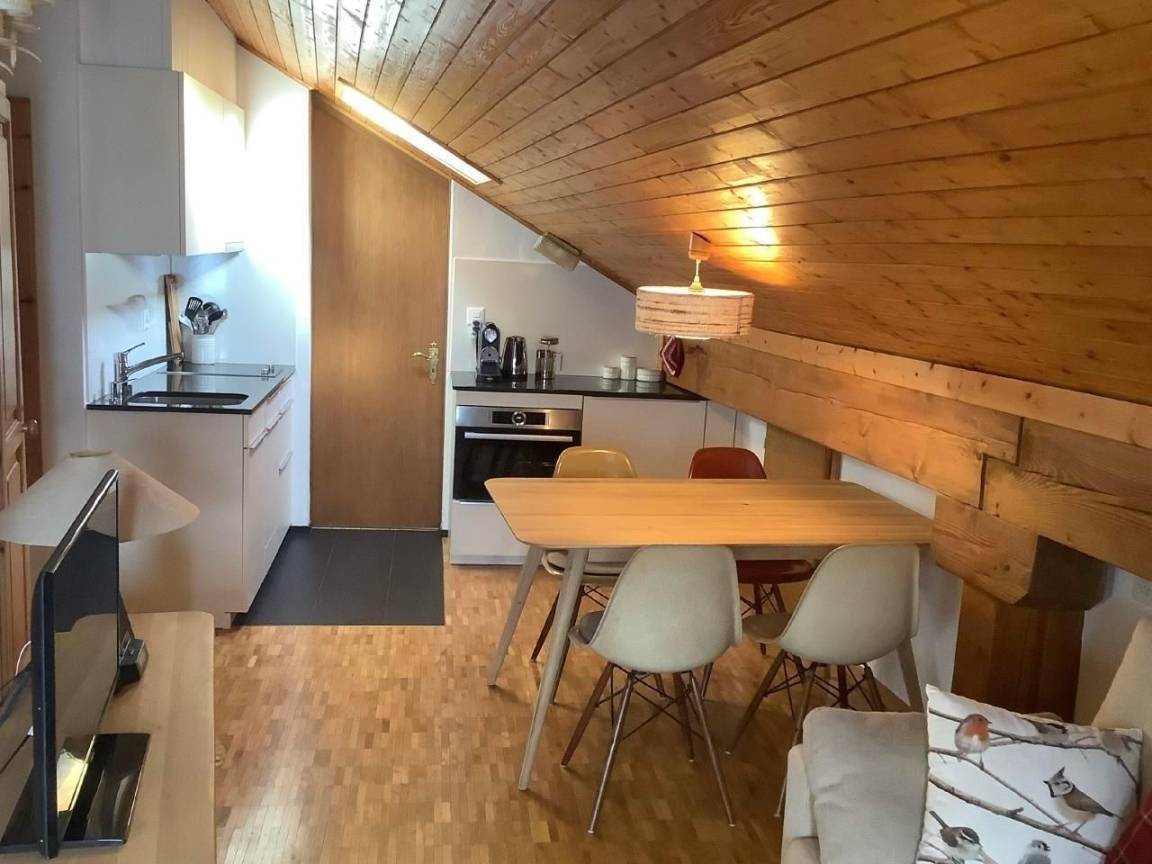 45 M² Ferienwohnung ∙ 2 Gäste - Pontresina