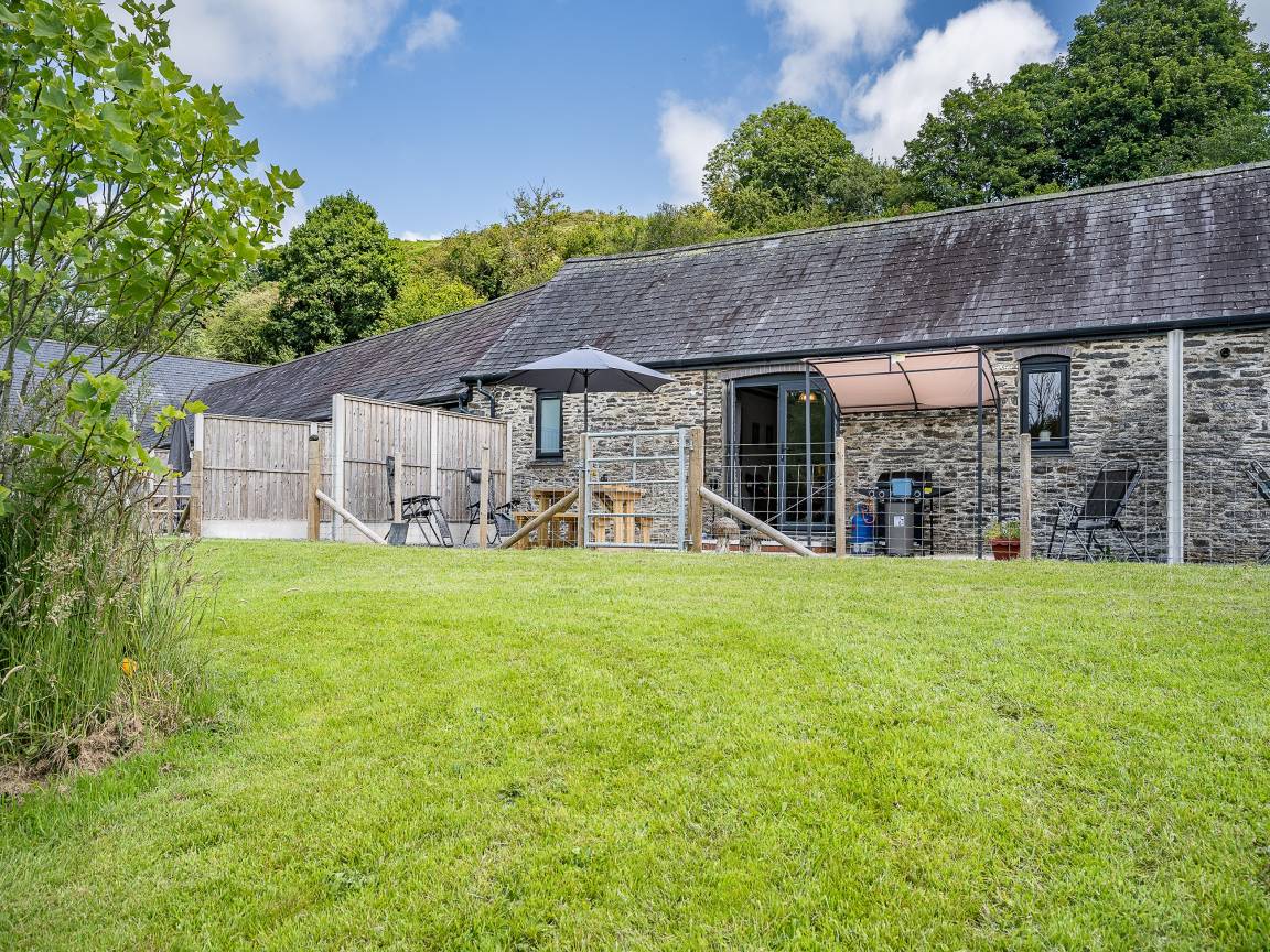 Cottage ∙ 2 Bedrooms ∙ 4 Guests - Lampeter