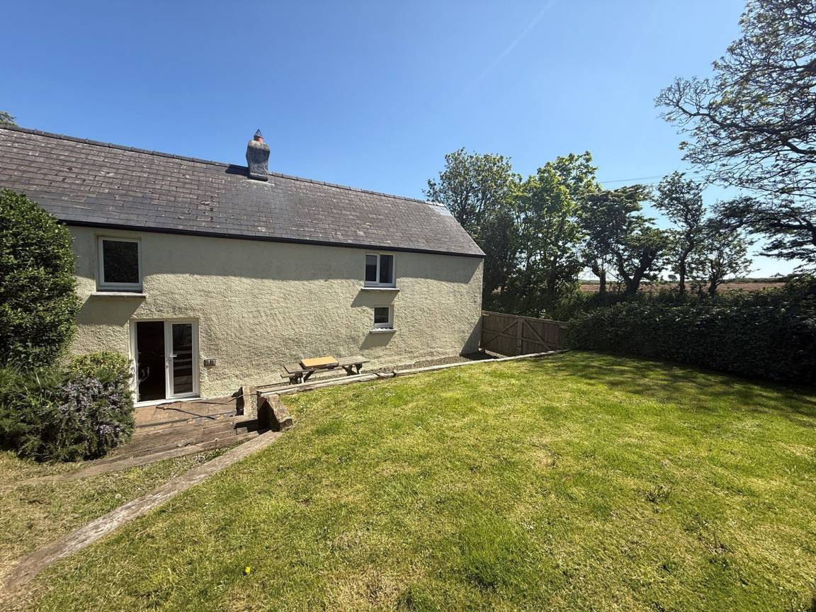 Cottage ∙ 3 Bedrooms ∙ 6 Guests - Fishguard