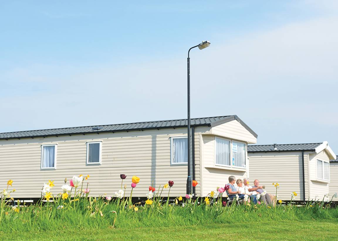 Caravan ∙ 2 Bedrooms ∙ 6 Guests - Stranraer