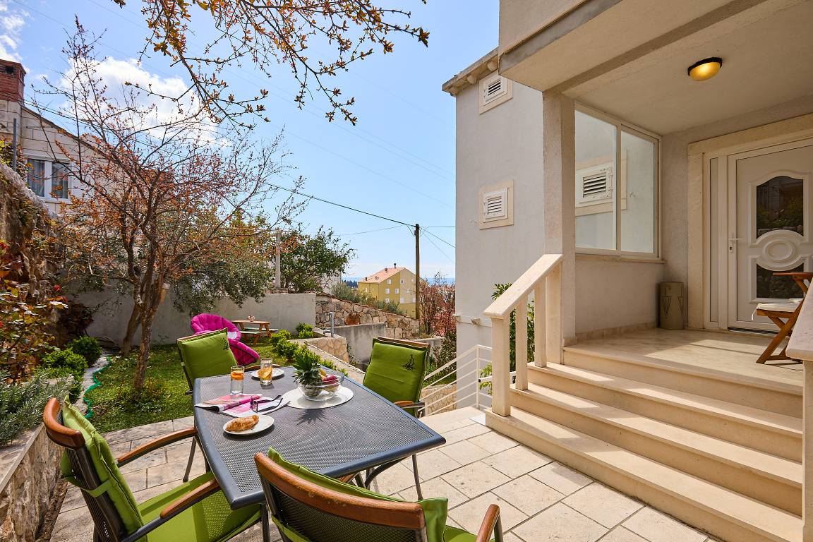 89 M² Apartamento ∙ 2 Habitaciones ∙ 4 Huéspedes - Dubrovnik