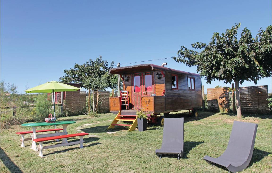 18 M² Camping ∙ 2 Guests - Camargue