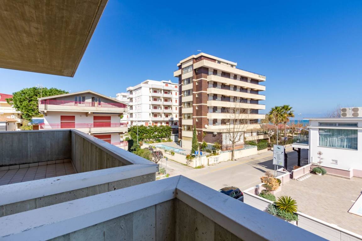 70 M² Ferienhaus ∙ 2 Schlafzimmer ∙ 6 Gäste - Giulianova
