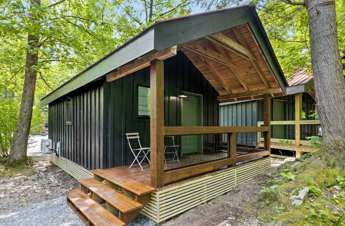 House ∙ 1 Bedroom ∙ 3 Guests - Cosby, TN