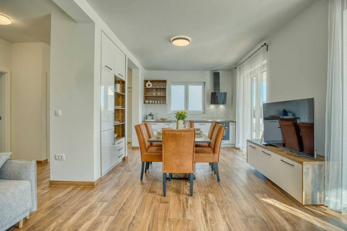 85 M² Appartement ∙ 2 Slaapkamers ∙ 6 Gasten - Biograd na Moru
