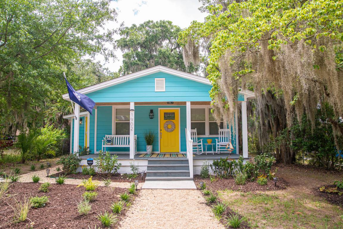 98 M² House ∙ 2 Bedrooms ∙ 4 Guests - Beaufort, SC