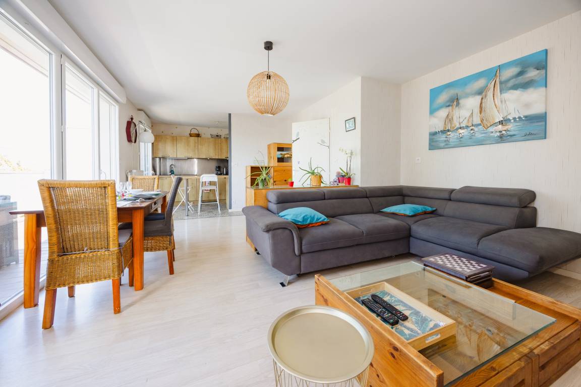 92 M² Appartement ∙ 3 Chambres ∙ 6 Personnes - Bruz